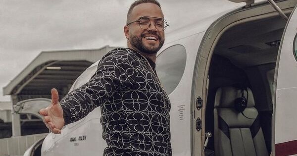 Nacho mostró su impresionante mansión, tiene hasta su logo - La Nota ...